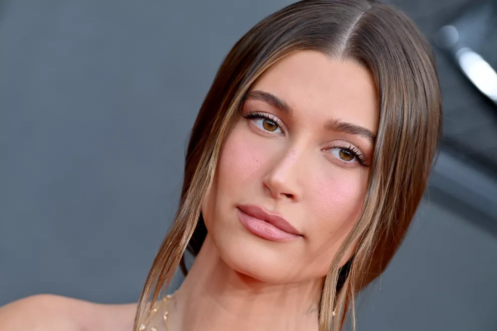 Glazed donut skin: la rutina nocturna de Hailey Bieber que es furor en ...