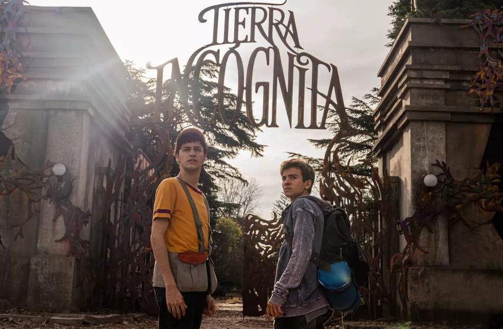 Disney: Tierra Incógnita, la nueva serie teen que podés ver en familia ...